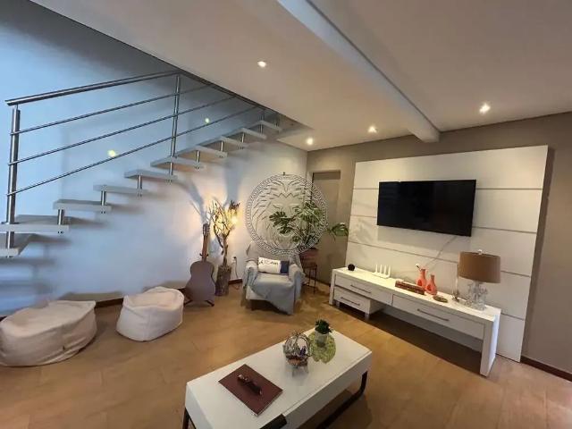 Cobertura para Venda em Florianópolis/SC Lagoa da Conceição 4 Quartos