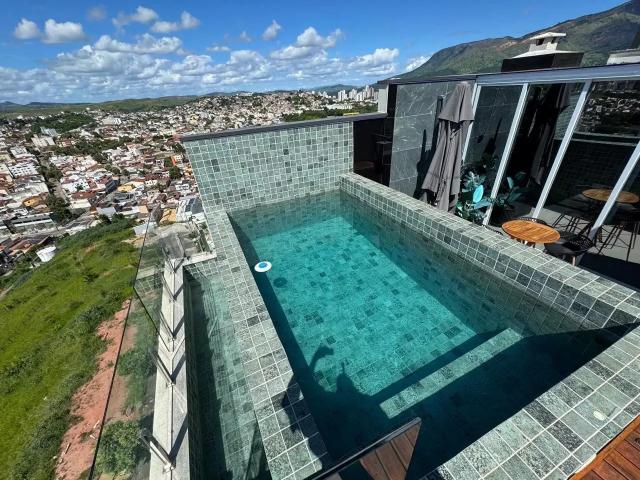 Cobertura para Venda em Governador Valadares/MG Centro 4 Quartos