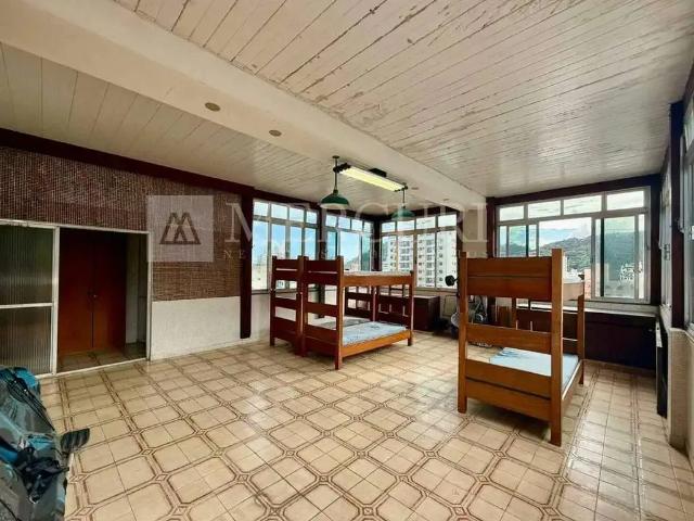 Cobertura para Venda em Guarujá/SP Enseada 5 Quartos
