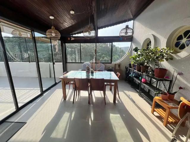 Cobertura para Venda em Guarujá/SP Enseada 3 Quartos