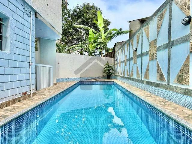 Cobertura para Venda em Guarujá/SP Enseada 3 Quartos