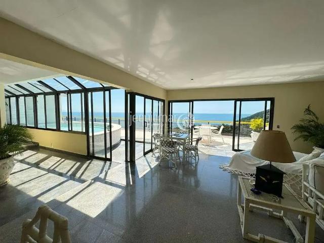 Cobertura para Venda em Guarujá/SP Morro Sorocotuba 4 Quartos