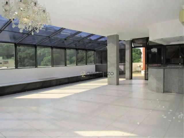 Cobertura para Venda em Guarujá/SP Pitangueiras 4 Quartos