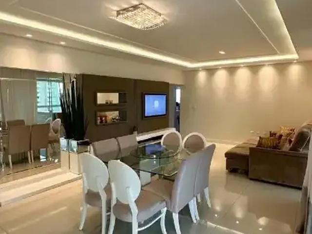 Cobertura para Venda em Itapema/SC Meia Praia 4 Quartos