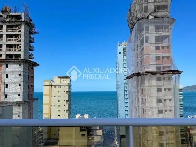 Cobertura para Venda em Itapema/SC Meia Praia 4 Quartos