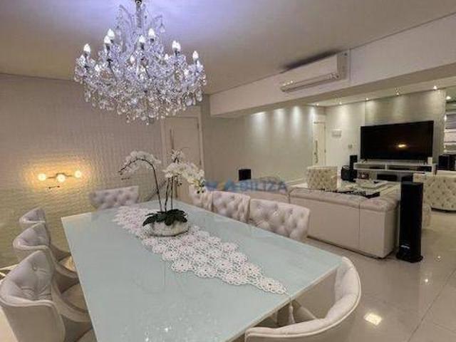 Cobertura para venda em Jardim Barbosa de 330.00m² com 2 Quartos, 2 Suites e 5 Garagens
