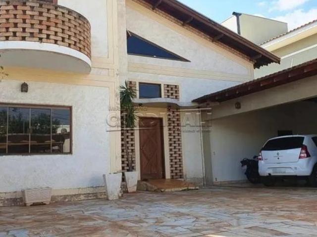 Cobertura para venda em Jardim Das Roseiras de 334.00m² com 3 Quartos, 1 Suite e 7 Garagens