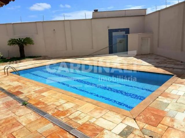 Cobertura para venda em Jardim Eliana de 439.00m² com 4 Quartos, 3 Suites e 6 Garagens