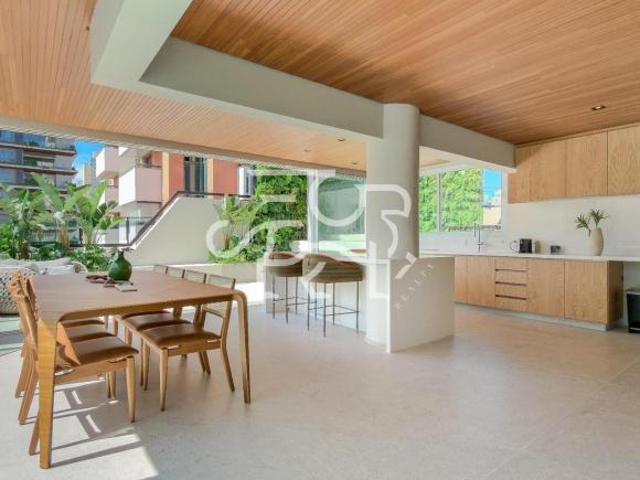 Cobertura para venda em Jardim Europa de 378.00m² com 4 Quartos, 4 Suites e 3 Garagens