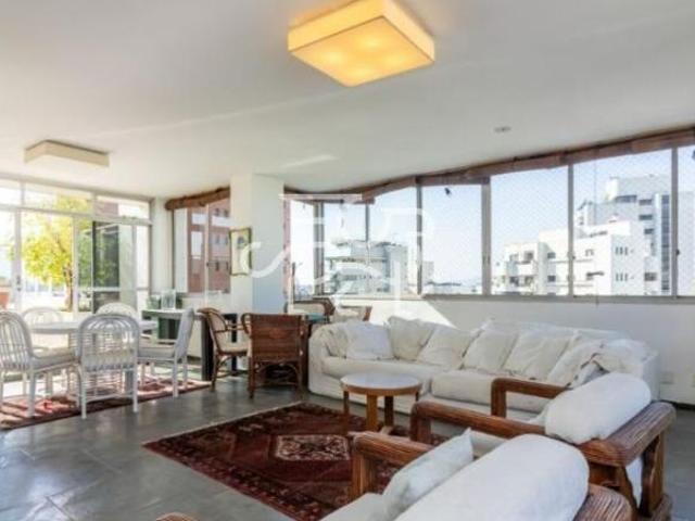 Cobertura para venda em Jardim Paineiras de 468.00m² com 4 Quartos, 4 Suites e 4 Garagens