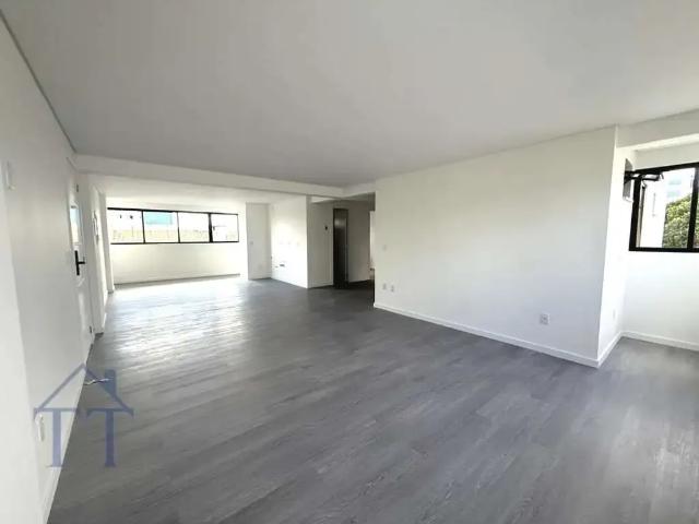 Cobertura para Venda em Joinville/SC Costa e Silva 4 Quartos