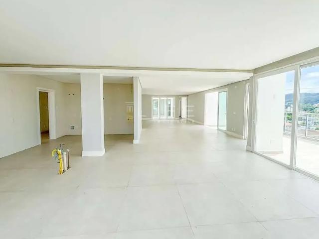 Cobertura para Venda em Joinville/SC Santo Antônio 4 Quartos