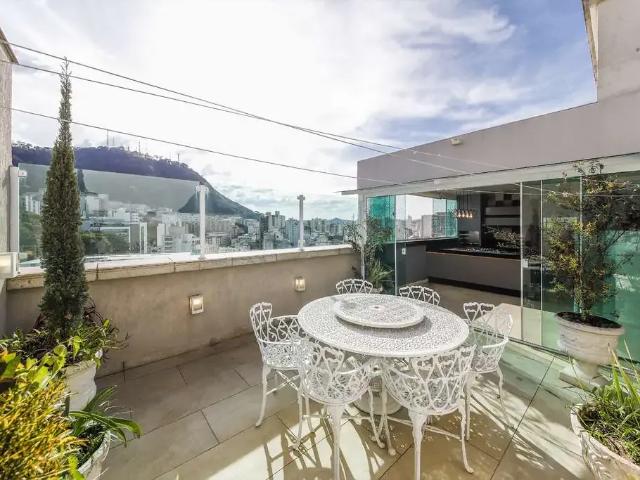 Cobertura para Venda em Juiz de Fora/MG Centro 3 Quartos
