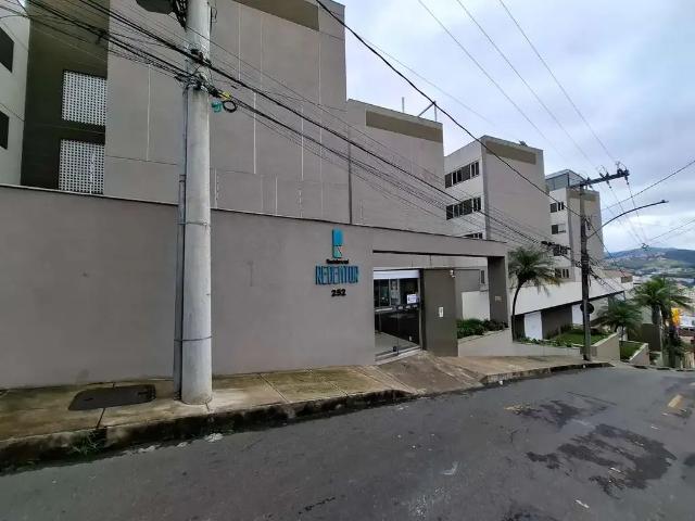 Cobertura para Venda em Juiz de Fora/MG Paineiras 2 Quartos