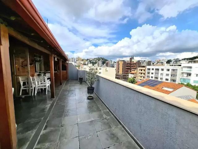 Cobertura para Venda em Juiz de Fora/MG Passos 5 Quartos