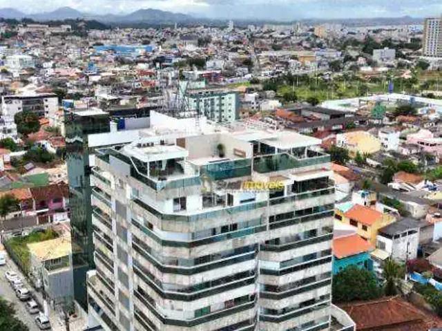 Cobertura para Venda em Macaé/RJ Praia Campista 4 Quartos