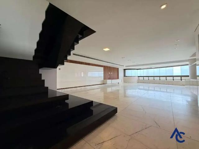 Cobertura para Venda em Maceió/AL Jatiúca 4 Quartos