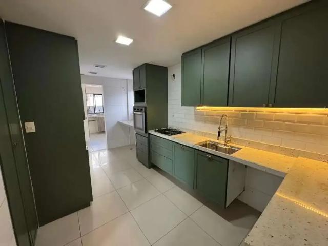 Cobertura para Venda em Maceió/AL Ponta Verde 4 Quartos