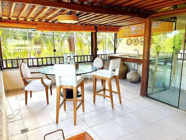 Cobertura para Venda em Mata de São João/BA Praia do Forte 3 Quartos