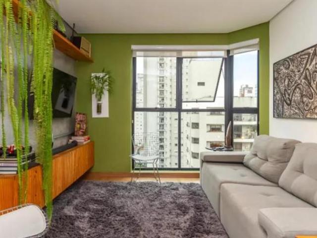 Apartamento com 80 m² e 2 dormitórios à venda em Moema