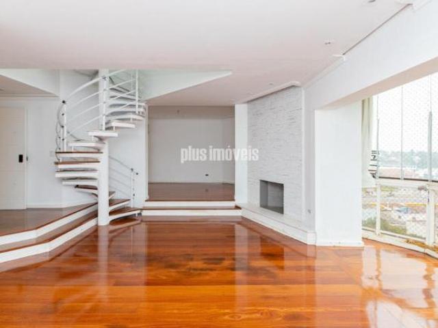 Cobertura para venda em Moema com 4 quartos, sendo 4 suítes, 400m²