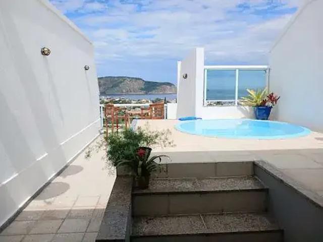 Cobertura para Venda em Niterói/RJ Camboinhas 2 Quartos