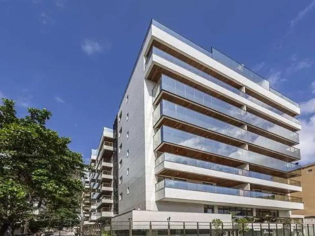 Cobertura para Venda em Niterói/RJ Charitas 4 Quartos
