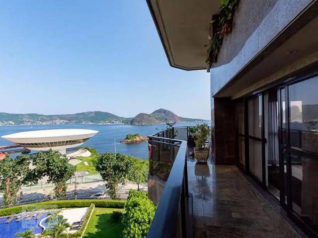 Cobertura para Venda em Niterói/RJ Ingá 4 Quartos