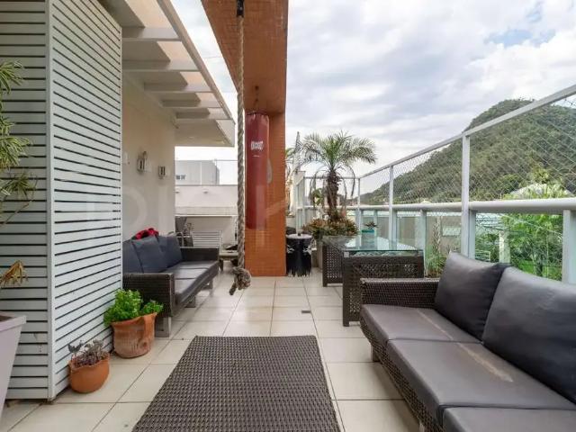Cobertura para Venda em Niterói/RJ Itacoatiara 4 Quartos