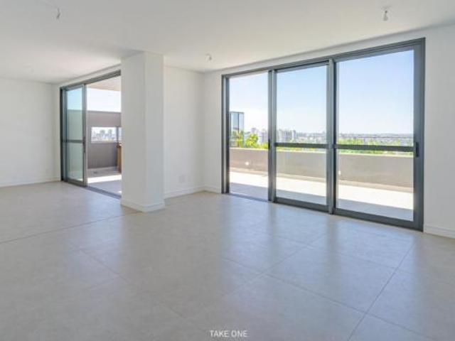 Cobertura para venda em Nova Campinas com 3 quartos, sendo 3 suítes, 246m²