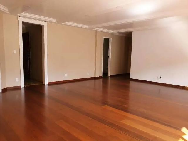 Cobertura para Venda em Nova Friburgo/RJ Centro 4 Quartos