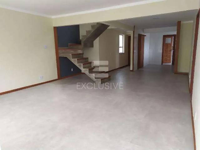 Cobertura para Venda em Nova Friburgo/RJ Centro 5 Quartos