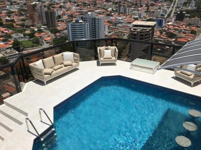 Cobertura para venda em Parque Campolim de 780.00m² com 3 Quartos, 3 Suites e 8 Garagens