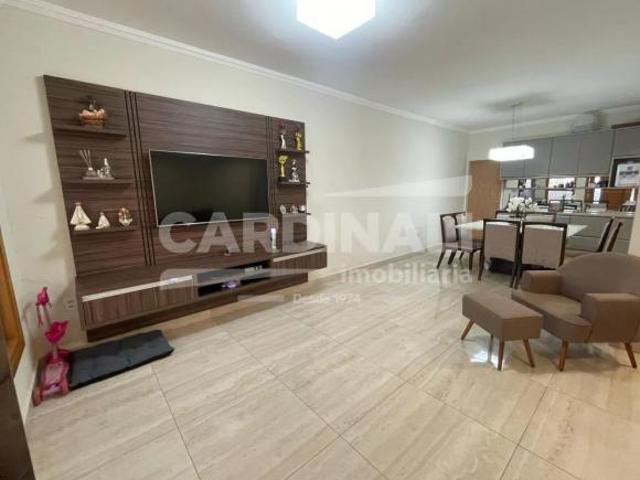 Cobertura para venda em Parque Santa Felícia Jardim de 212.00m² com 4 Quartos, 2 Suites e 2 Garagens
