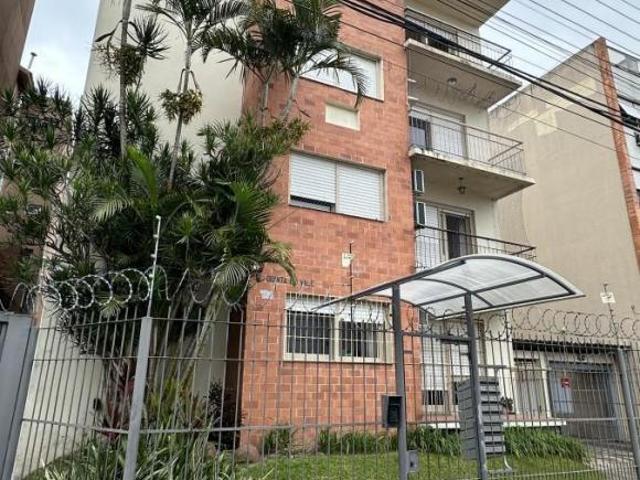 Cobertura para Venda em Pelotas, Centro, 3 dormitórios, 1 suíte, 3 banheiros, 1 vaga