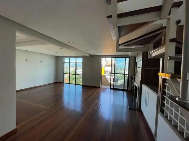 Cobertura para Venda em Pelotas/RS Centro 3 Quartos