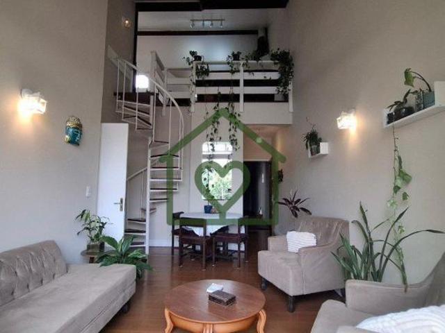 Cobertura para venda em Petrópolis de 130.00m² com 2 Quartos, 1 Suite e 2 Garagens