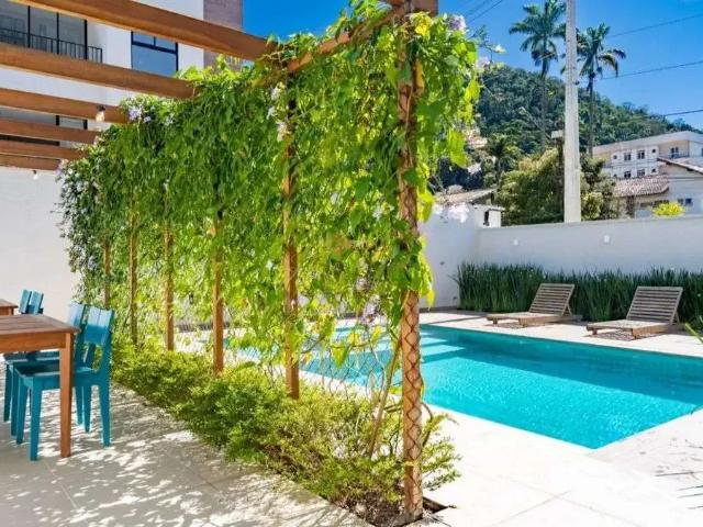 Cobertura para Venda em Petrópolis/RJ Corrêas 3 Quartos
