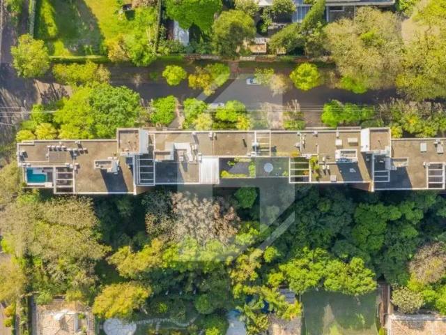 Cobertura para Venda em Porto Alegre/RS Três Figueiras 4 Quartos