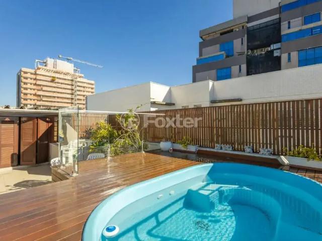Cobertura para Venda em Porto Alegre/RS Três Figueiras 4 Quartos