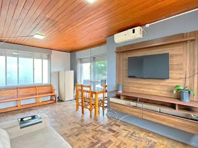 Cobertura para Venda em Porto Alegre/RS Três Figueiras 2 Quartos