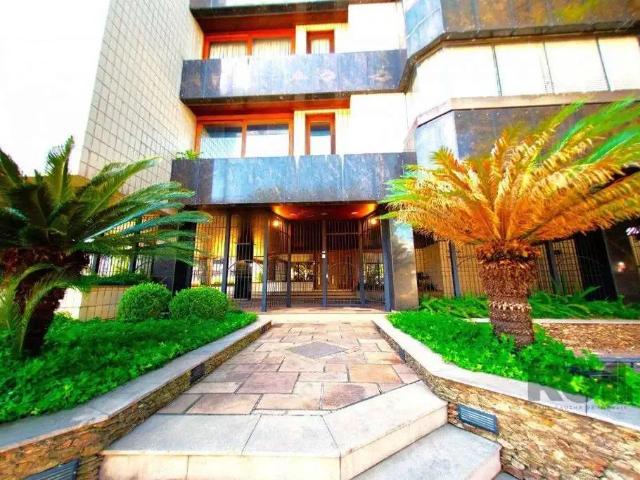 Cobertura para Venda em Porto Alegre/RS Três Figueiras 3 Quartos