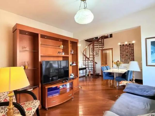 Cobertura para Venda em Porto Alegre/RS Três Figueiras 3 Quartos