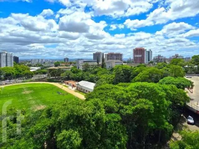 Cobertura para Venda em Porto Alegre/RS Três Figueiras 3 Quartos