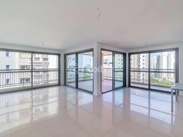 Cobertura para Venda em Porto Alegre/RS Três Figueiras 3 Quartos