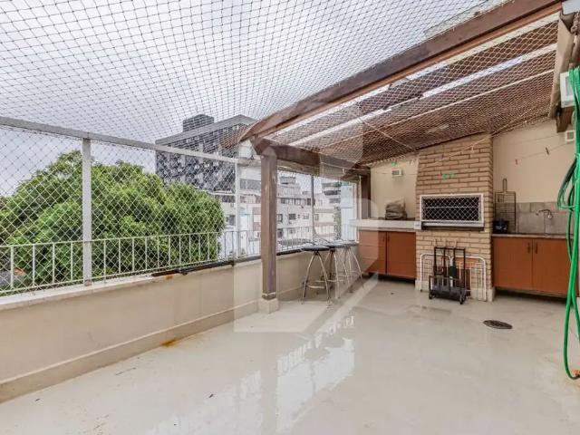 Cobertura para Venda em Porto Alegre/RS Auxiliadora 2 Quartos