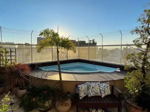 Cobertura para Venda em Porto Alegre/RS Auxiliadora 2 Quartos