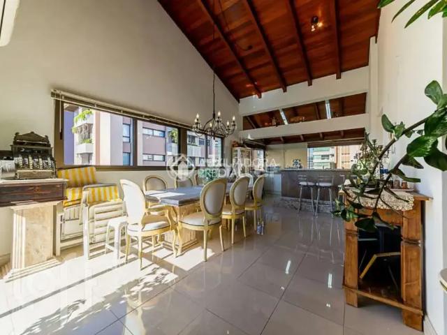 Cobertura para Venda em Porto Alegre/RS Auxiliadora 3 Quartos