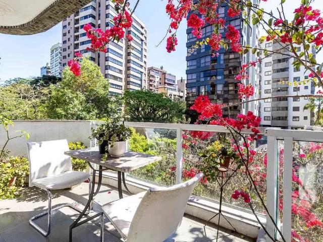 Cobertura para Venda em Porto Alegre/RS Bela Vista 3 Quartos