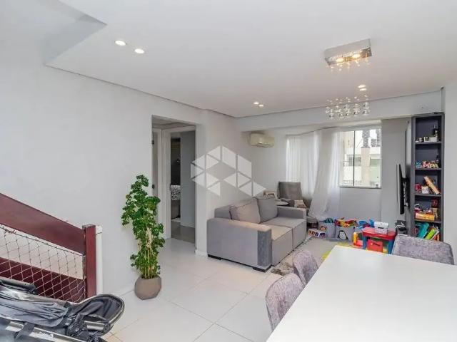 Cobertura para Venda em Porto Alegre/RS Cristal 2 Quartos